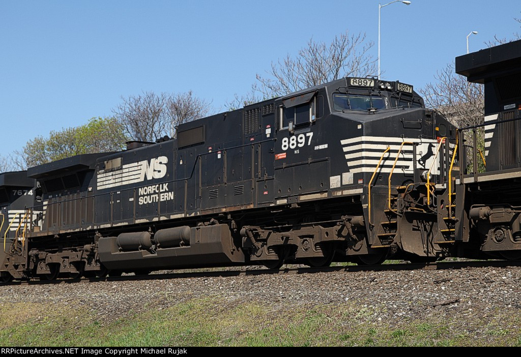 NS 8897